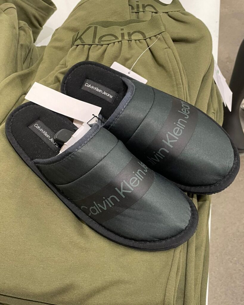 Ck cozy slippers - Khalagaat